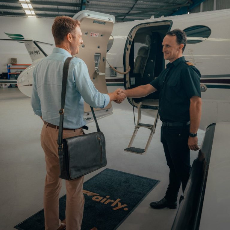 How experienced are private jet pilots? - Airly